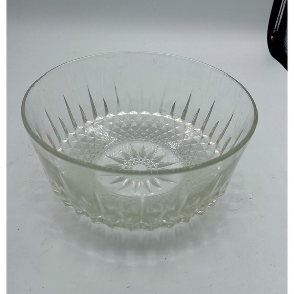 Arcoroc | Dining | Arcoroc Crystal Serving Bowl Starburst Diamond Salad ...